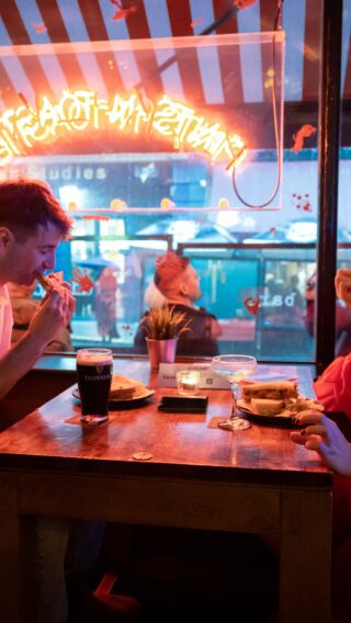 DisnDat Pub Dublin | Pubs in Temple Bar | ReZz Dublin